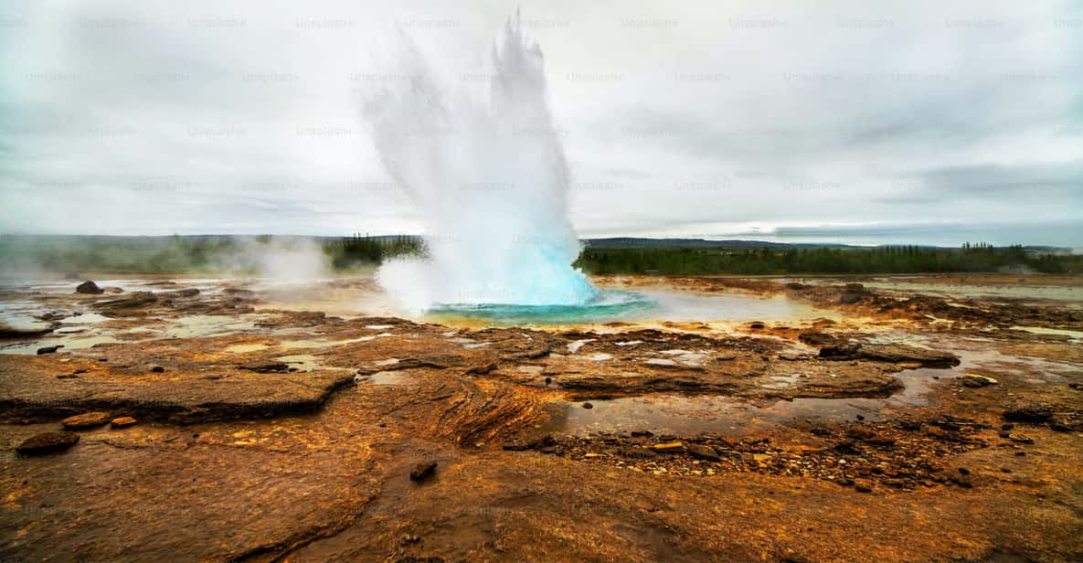 Iceland: Golden Circle Tour: Geysir, Gullfoss, Thingvellir | GetYourGuide