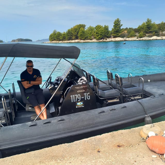 Split: Tour en barco por la Laguna Azul, Čiovo y la playa de Labadusa ...