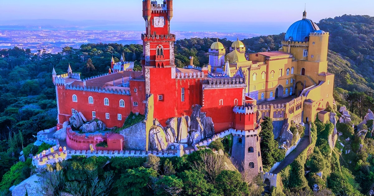 Sintra : palais de Pena, château mauresque, Cabo da Roca et Cascais ...