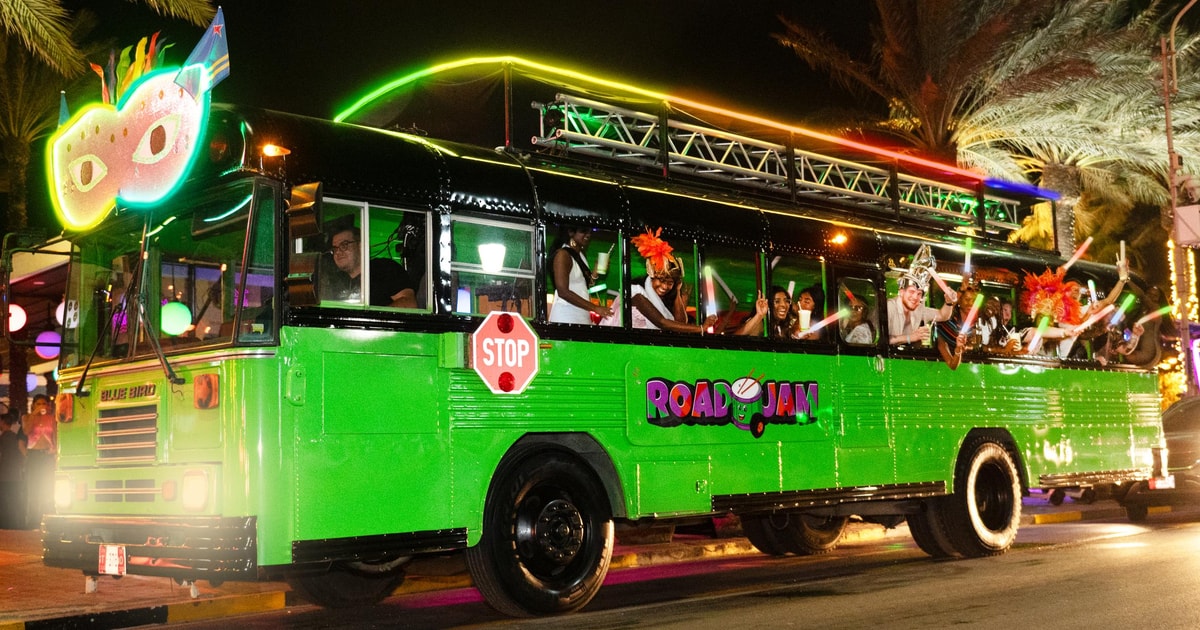 Aruba Nightlife Party Bus Tour mit unbegrenzten Getränken und DJ ...