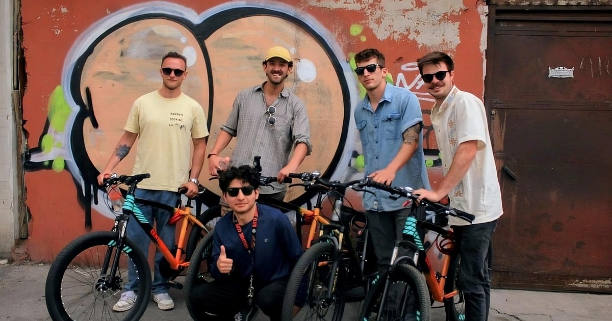 Mexico City: City Discovery Bike Rental with Map | GetYourGuide