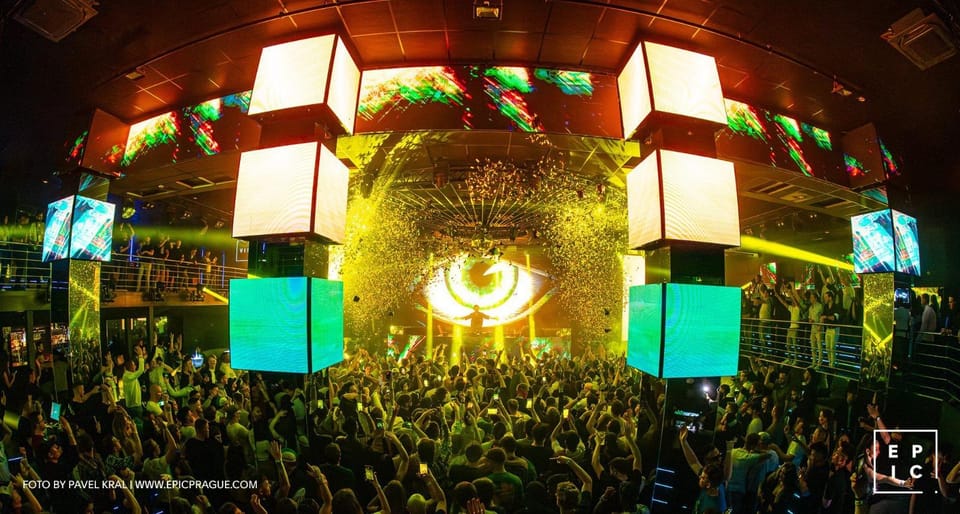 La mejor experiencia de fiesta en Praga en el club más moderno@EPIC ...