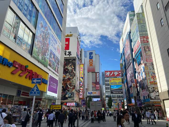Tokyo: Akihabara, Anime, Manga, Games and Maid Cafe Tour | GetYourGuide