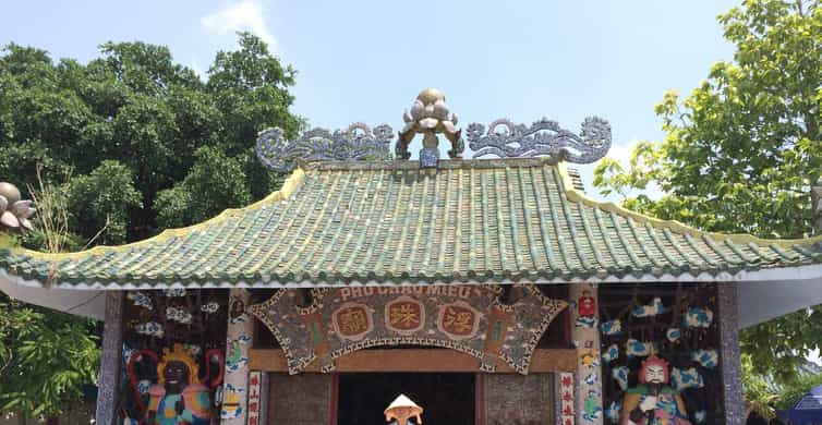 Floating Temple Tour by Speedboat | GetYourGuide