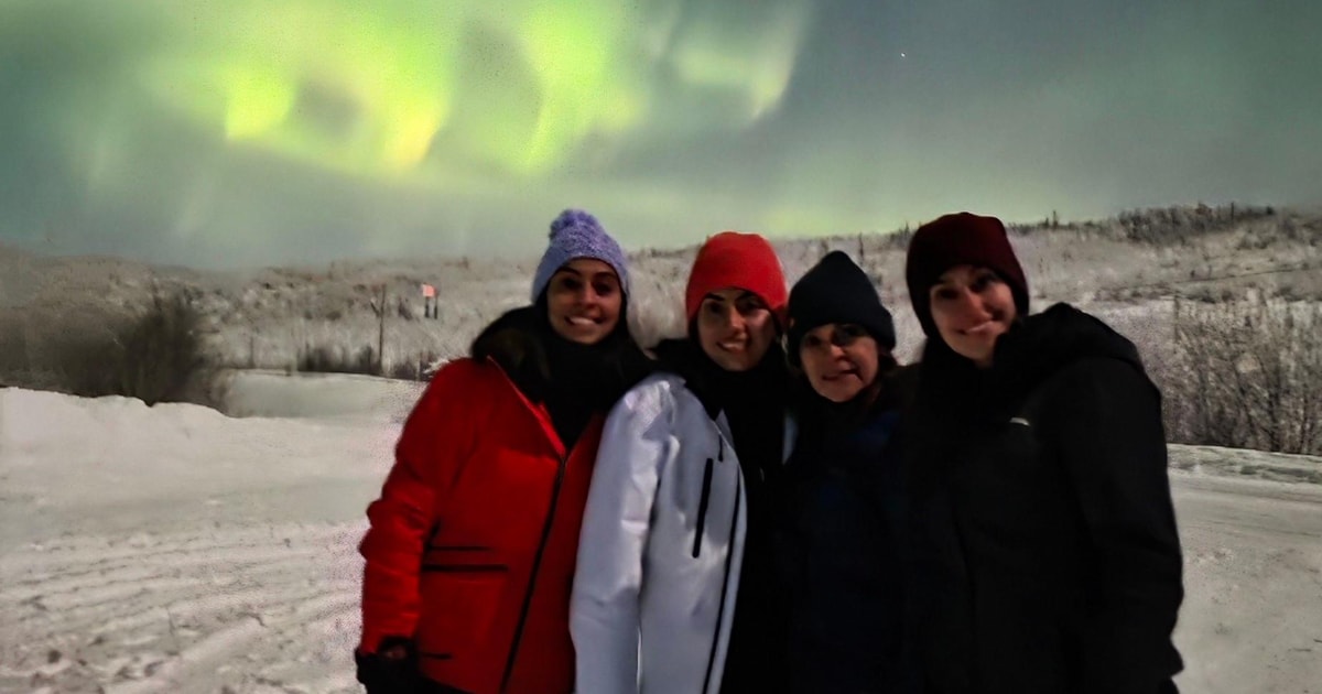 Alaska : visite privée pour observer les aurores boréales | GetYourGuide