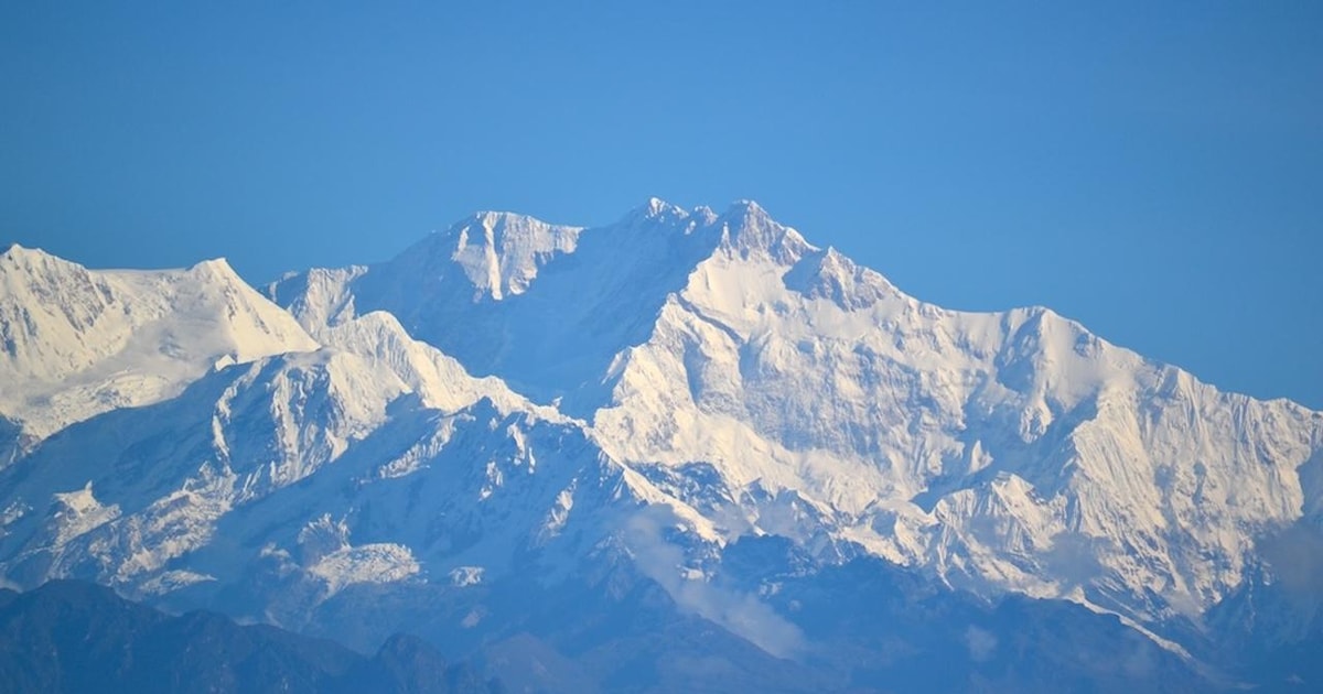 Darjeeling Tonglu Tumling Day Hiking | GetYourGuide