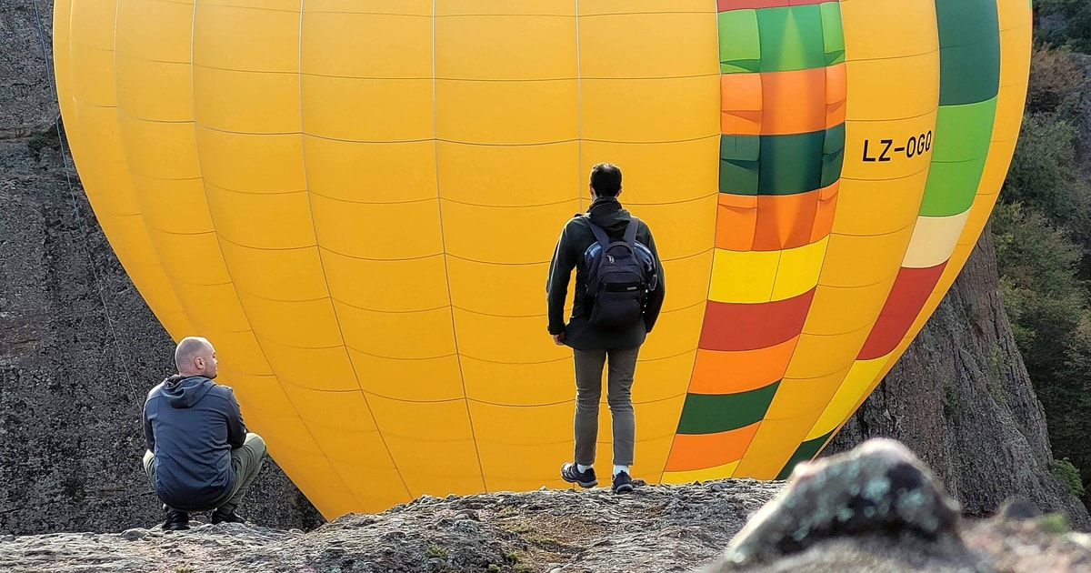 Belogradchik: Gefesselter Flug über den Felsen | GetYourGuide