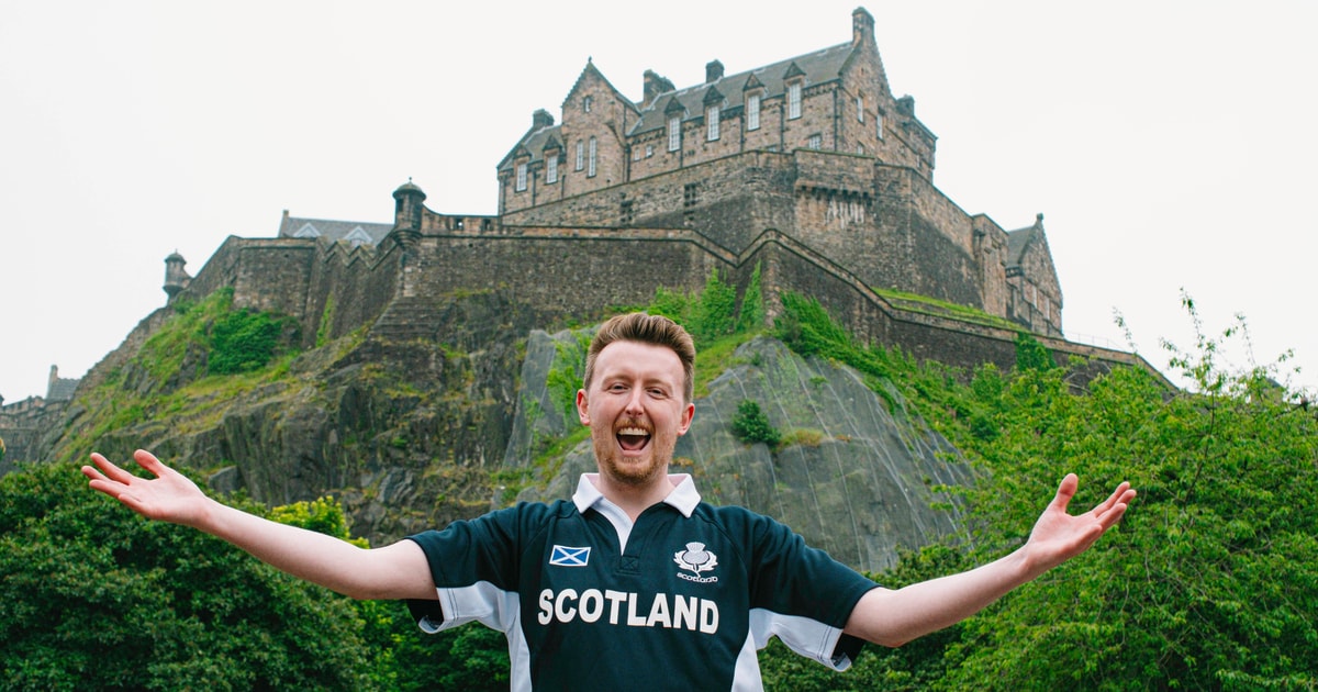 Edinburgh Castle Guided Walking Tour with A True Scotsman | GetYourGuide