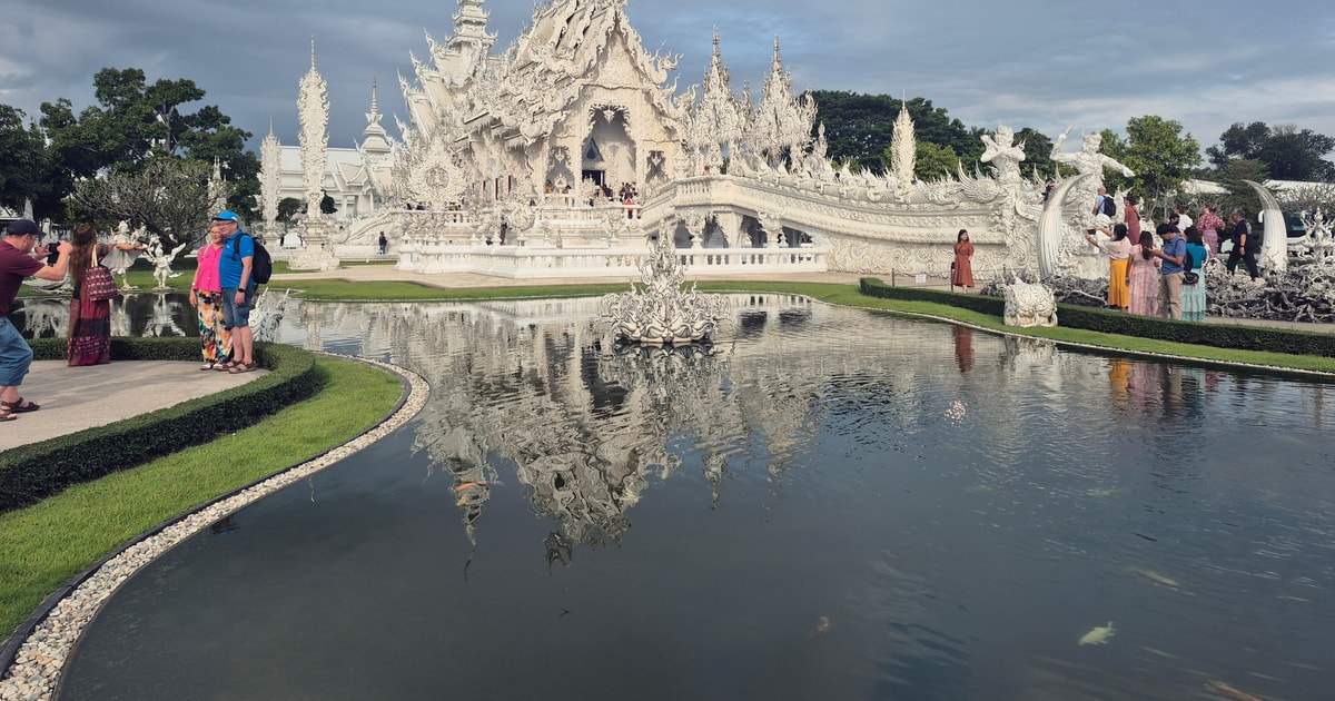 Chiang Rai : Half-Day Temple Tour in Chiang Rai (8 am -1 pm) | GetYourGuide