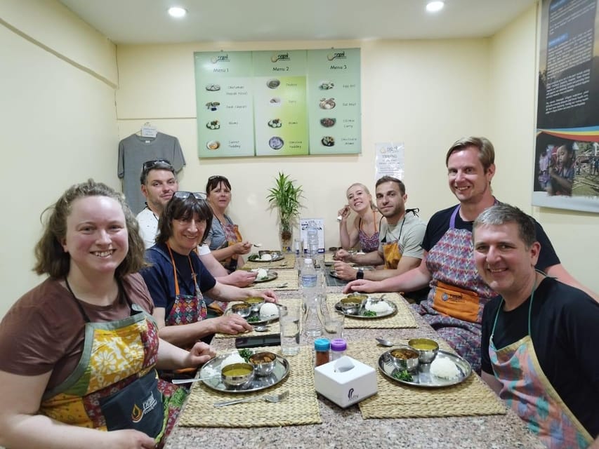 Clase de elaboración de momo en Thamel | GetYourGuide
