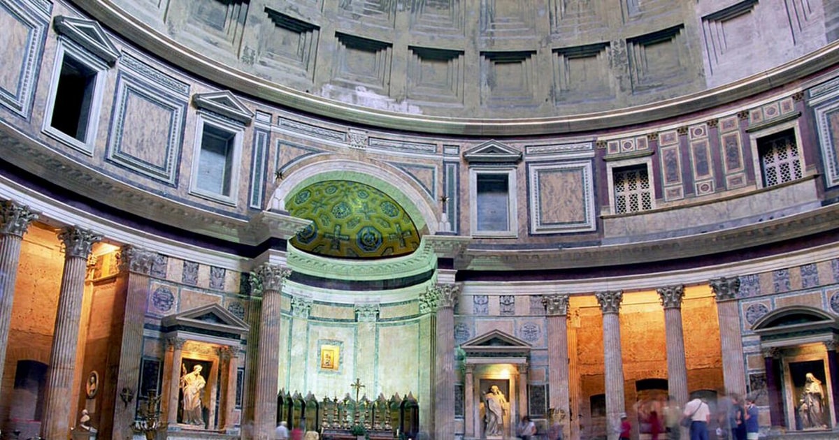 Panthéon romain : billet coupe coupe-file | GetYourGuide
