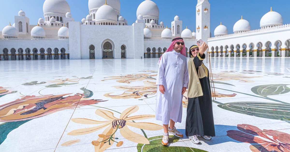 Iz Dubaija: Premium obilazak grada Abu Dhabija na njemačkom jeziku ...