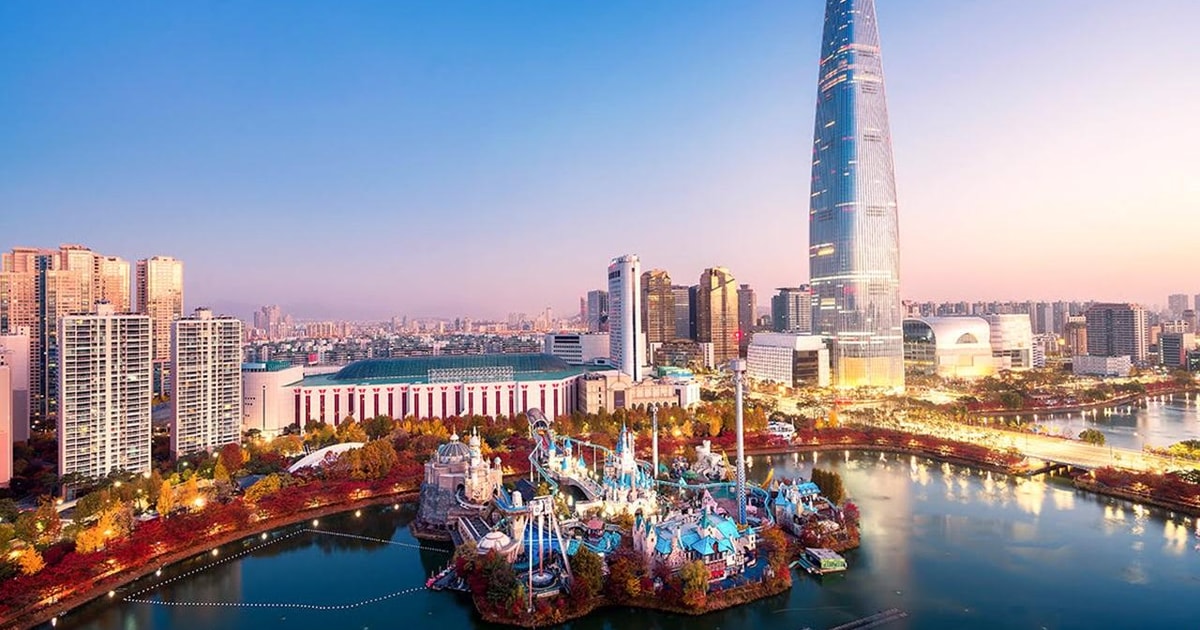 Seoul: Lotte World Ticket | GetYourGuide