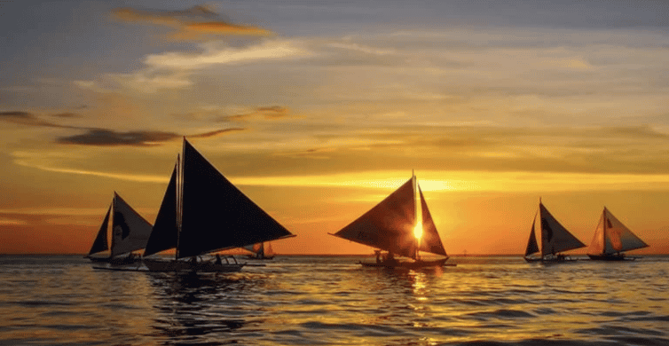 Boracay: Sunset Paraw Sailing Trip with Photos | GetYourGuide