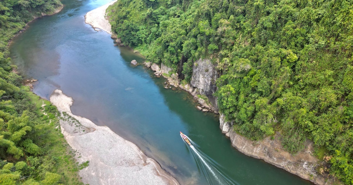 Juweel van Fiji: Boot, vlot & waterval cultuur tour met lunch ...