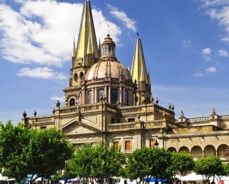 Guadalajara : Highlights Walking Tour With A Guide | GetYourGuide