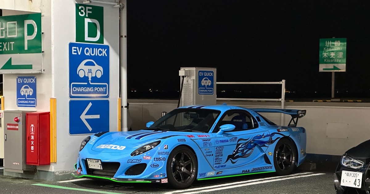 midnight Tour: Wangan attack & JDM car meet in GTR-R35 | GetYourGuide