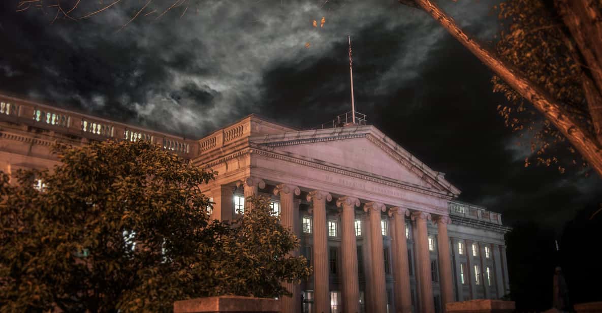 Washington, DC: Ghosts and Spirits Haunted Walking Tour | GetYourGuide