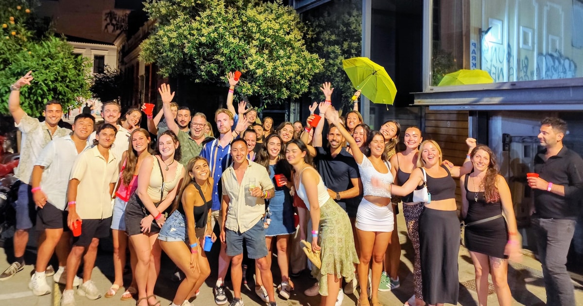 Athens Pub Crawl with 1hr Open Bar & VIP Nightclub Access | GetYourGuide
