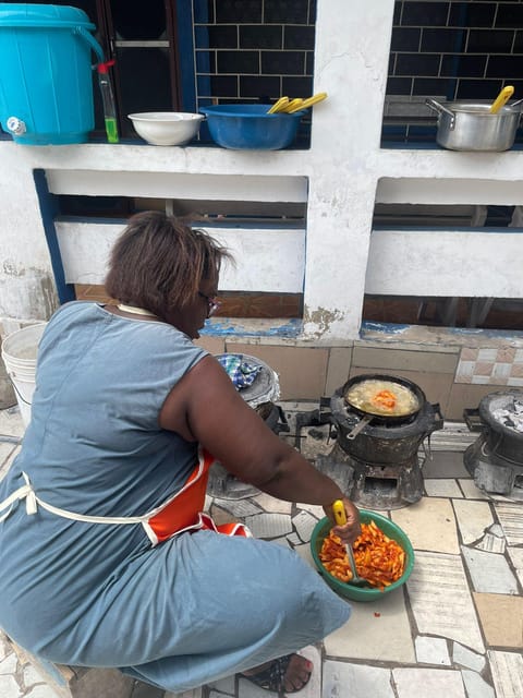 Accra: Cooking Class with Auntie KK in Osu | GetYourGuide