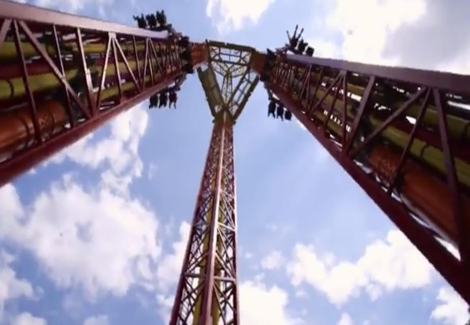 Ciudad de México: Entrada Six Flags + tour con paradas libres por la ...