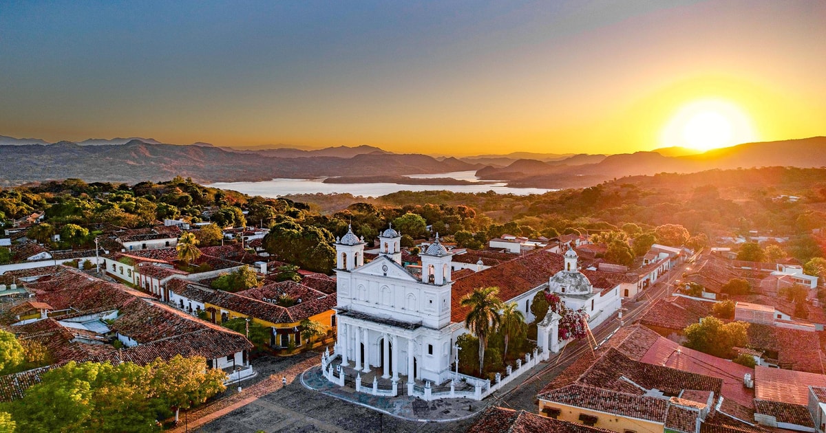 TOUR DIA COMPLETO: PUEBLO COLONIAL SUCHITOTO, LAGO, CENTRO HISTORICO ...