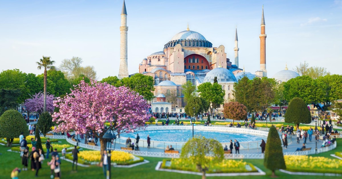 Istanbul Hagia Sophia Führung mit Skip-the-Line Tickets | GetYourGuide