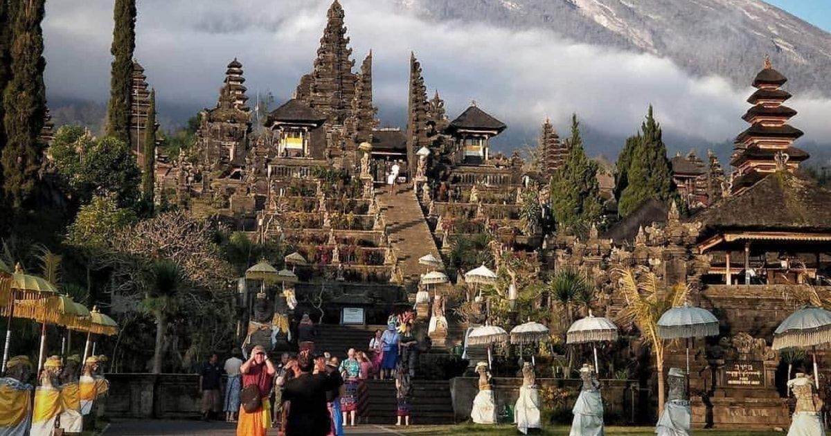 Highlights Besakih temple, Waterfall, Swing and Rice terrace | GetYourGuide