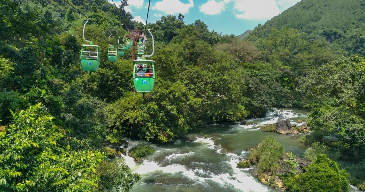 Dvoudenní výlet do Zhangjiajie: Vrcholy Avatar a nebeské divy ...