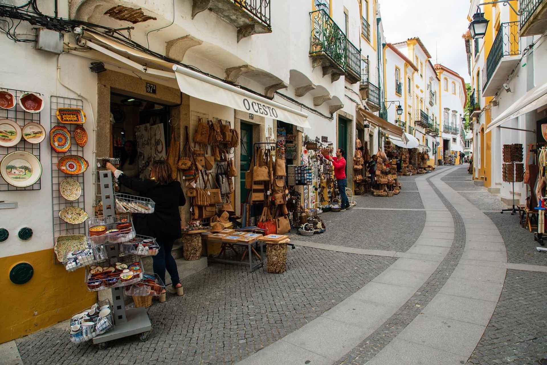 Évora: Private tour with entrance tickets to main monuments | Guide to ...