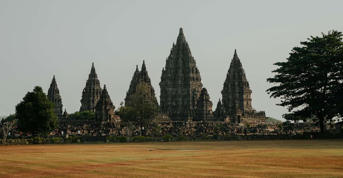 Yogyakarta : Borobudur tempel + Prambanan tempel tour | GetYourGuide