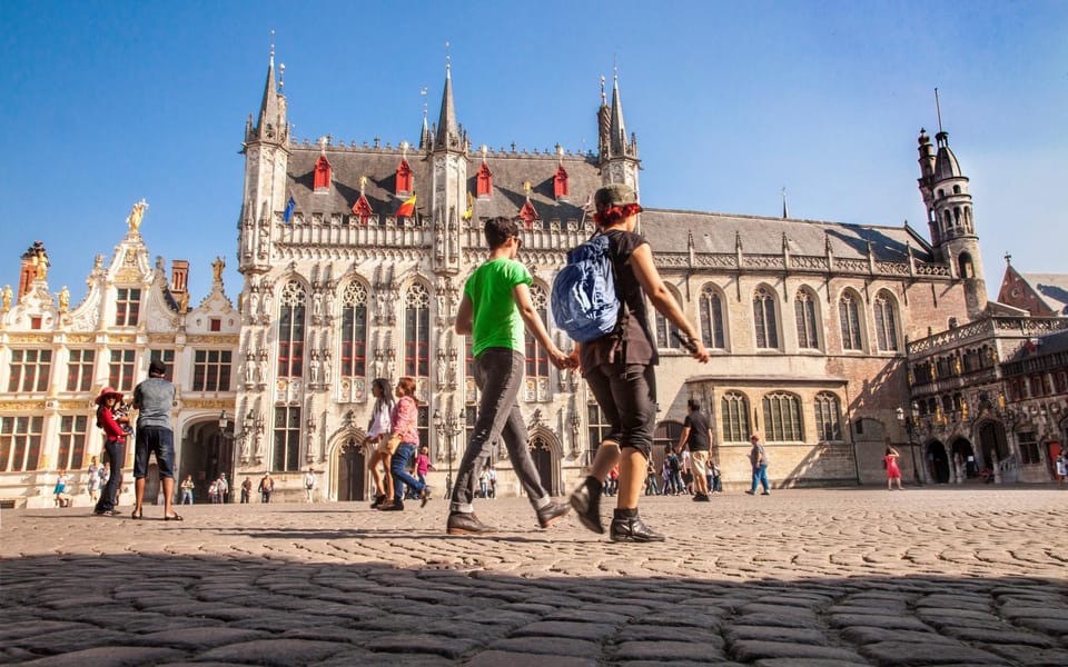 Bruges: Ticket Stadhuis (City Hall) | GetYourGuide