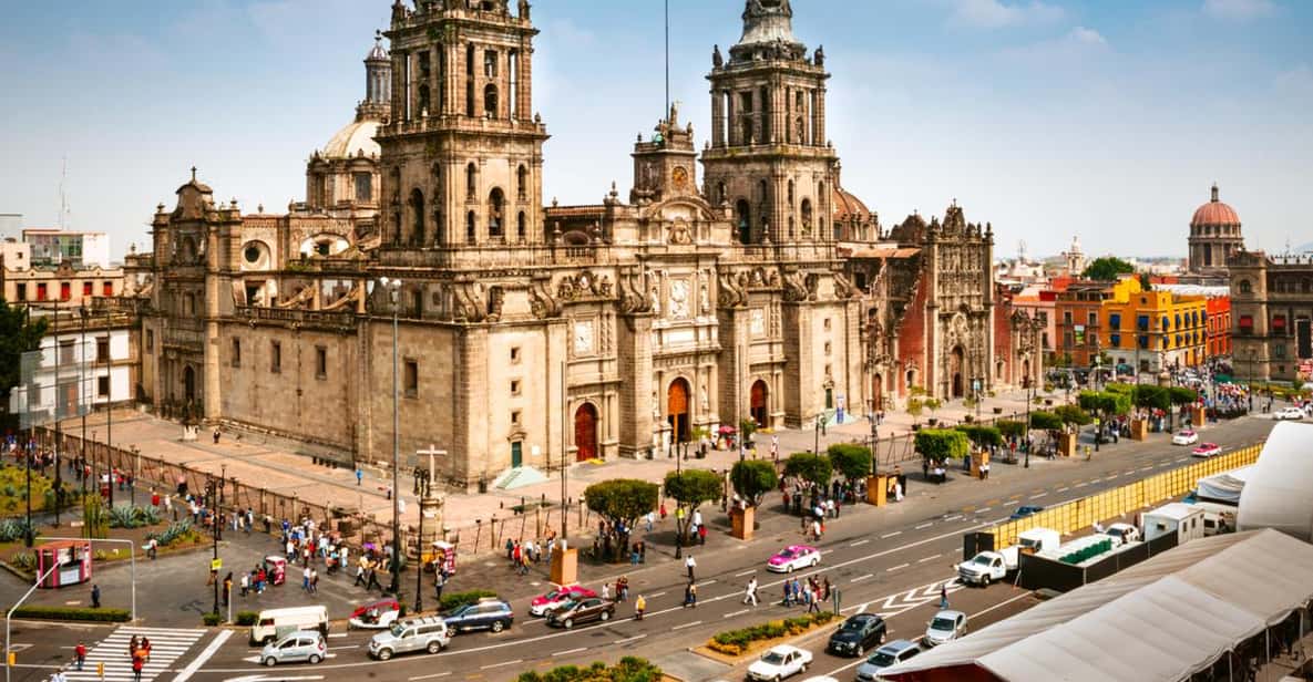 Visita guiada a pie por el centro histórico de Ciudad de México ...