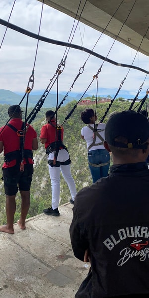 PLETTENBERG BAY: Bloukrans Bridge Skywalk Tour and HangOut | GetYourGuide