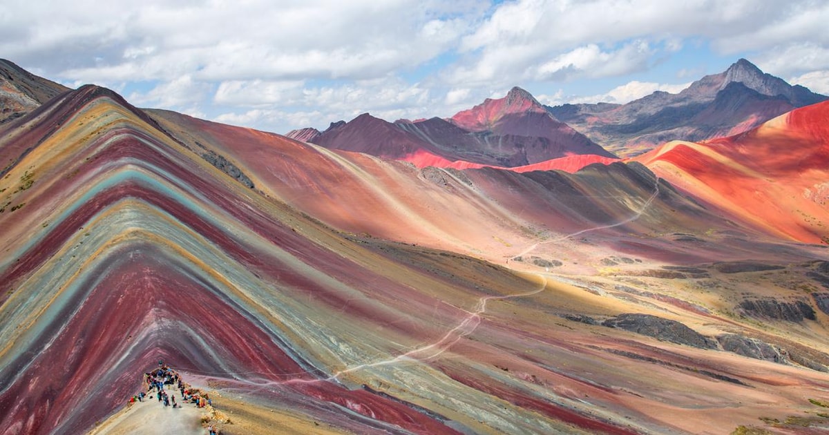 Cusco: tour della Montagna Arcobaleno e della Valle Rossa con pasti ...
