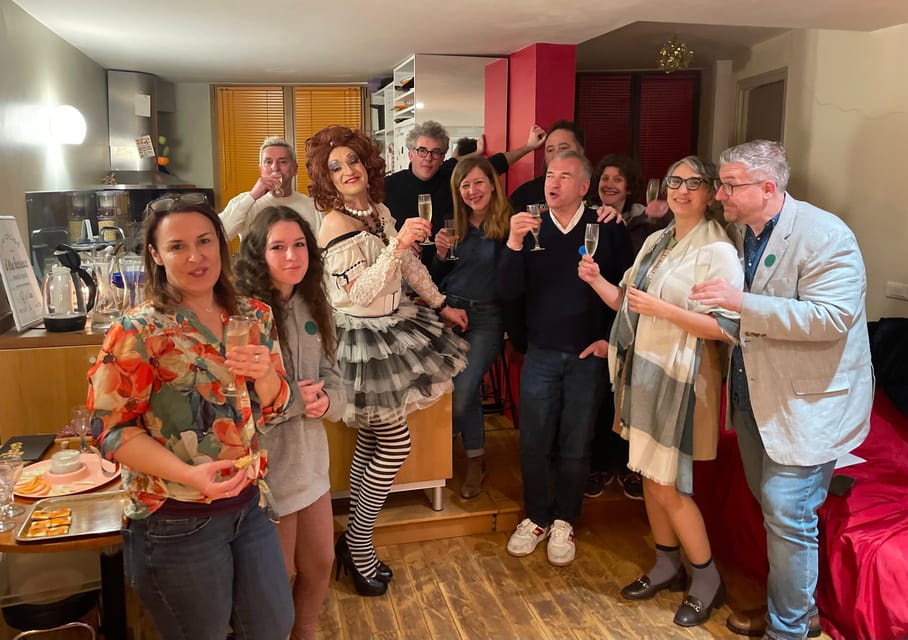 Paris : Unique cabaret concert & dinner in atelier d'artiste | GetYourGuide