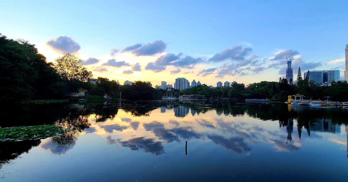 Historia and Entertain Tour of the Youngest City of China | GetYourGuide