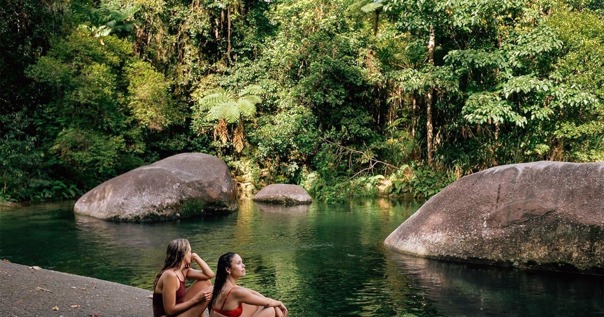 Cairns: Rainforest, Coastline and Landmarks Guided Tour | GetYourGuide