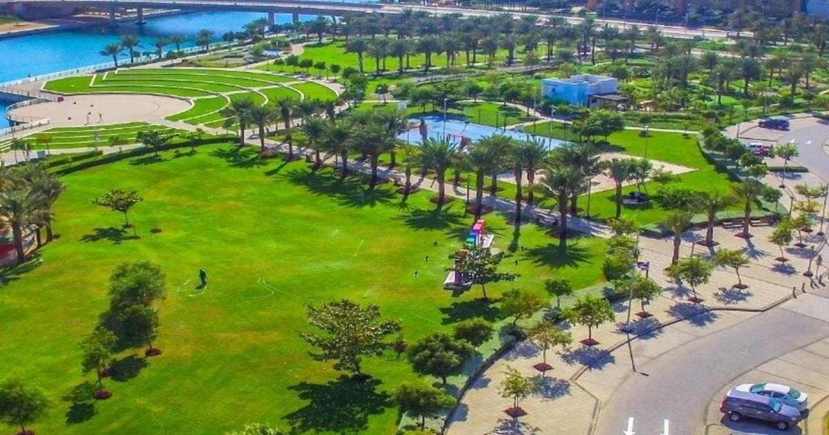 Jeddah to KAEC: Experience the City of the Future | GetYourGuide