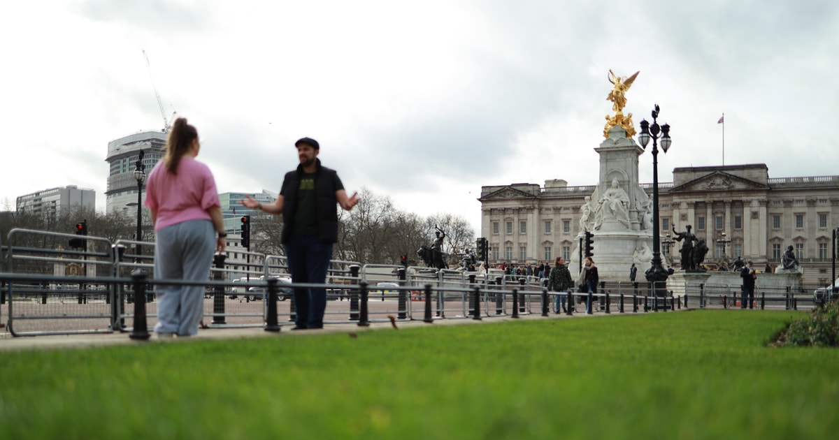 Majestad en Movimiento: Explorando el Legado Real de Westminster ...