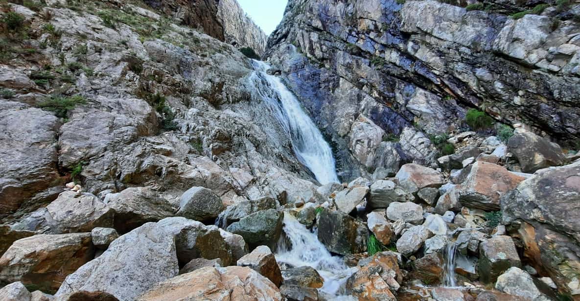 STELLENBOSCH : DWARSRIVIER DUIWELS KLOOF WANDERUNG | GetYourGuide
