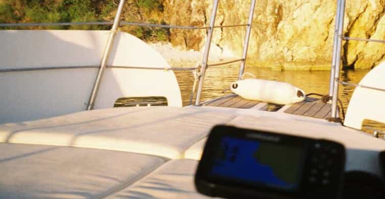 Plavnik Island: A private half day boat tour | GetYourGuide