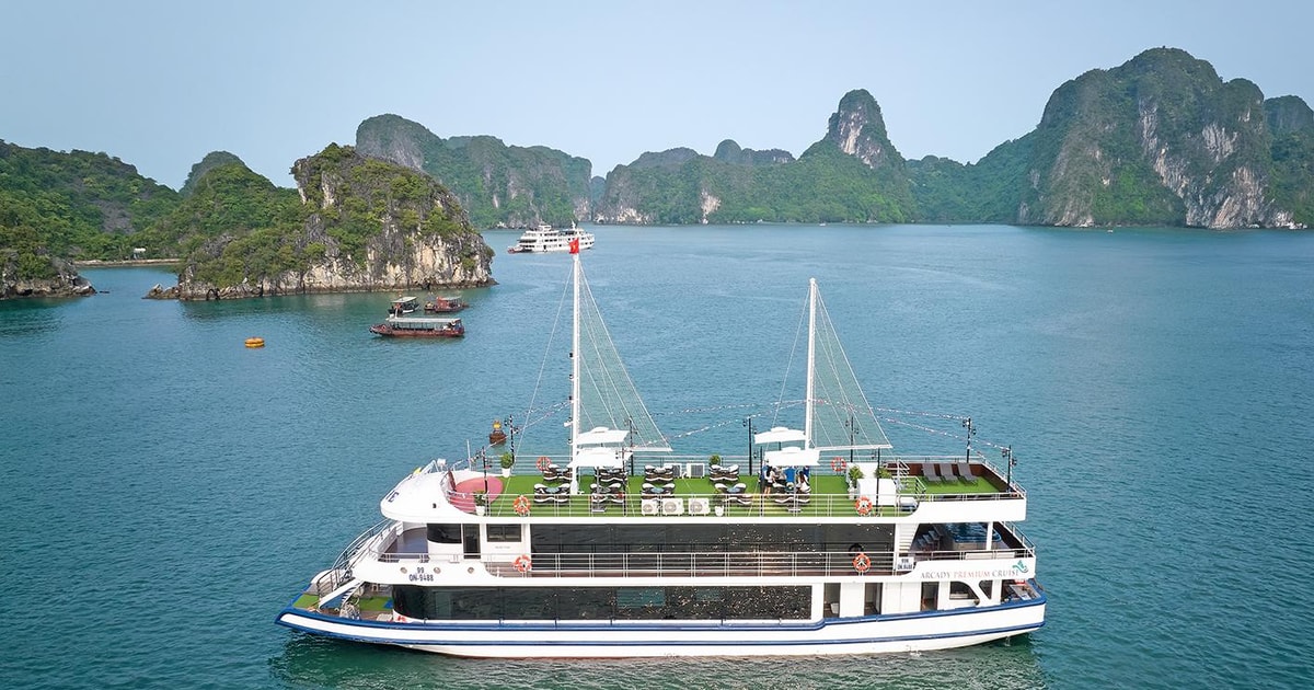 Hanoi : Visite d'une jounée de la baie d'Halong, des grottes, des îles ...