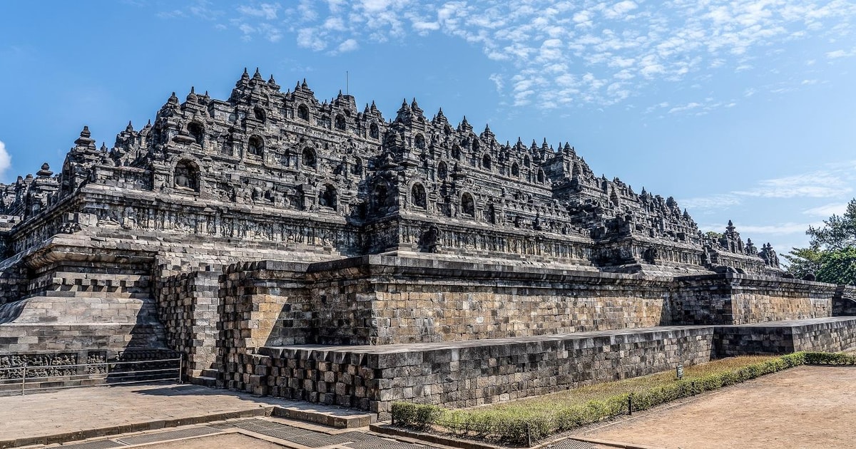 Yogyakarta: Borobudur & Prambanan, Mt Merapi, Ramayana Dance | GetYourGuide