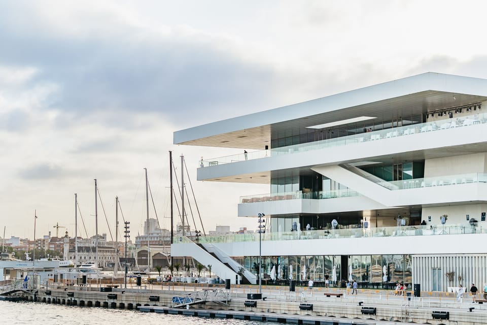 Valencia: Sunset or Daytime Catamaran Cruise with Drink | GetYourGuide