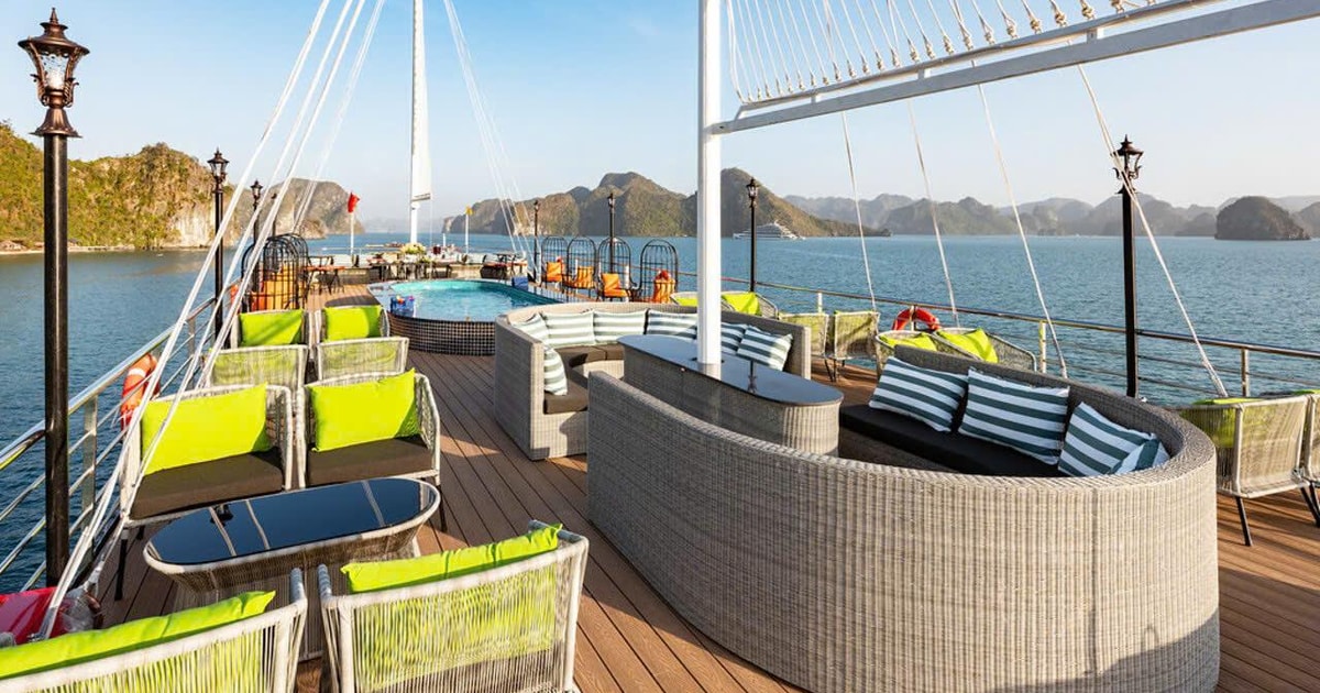 Hanoi: 2-dniowy rejs 5-gwiazdkowym statkiem z kabiną z balkonem po ...