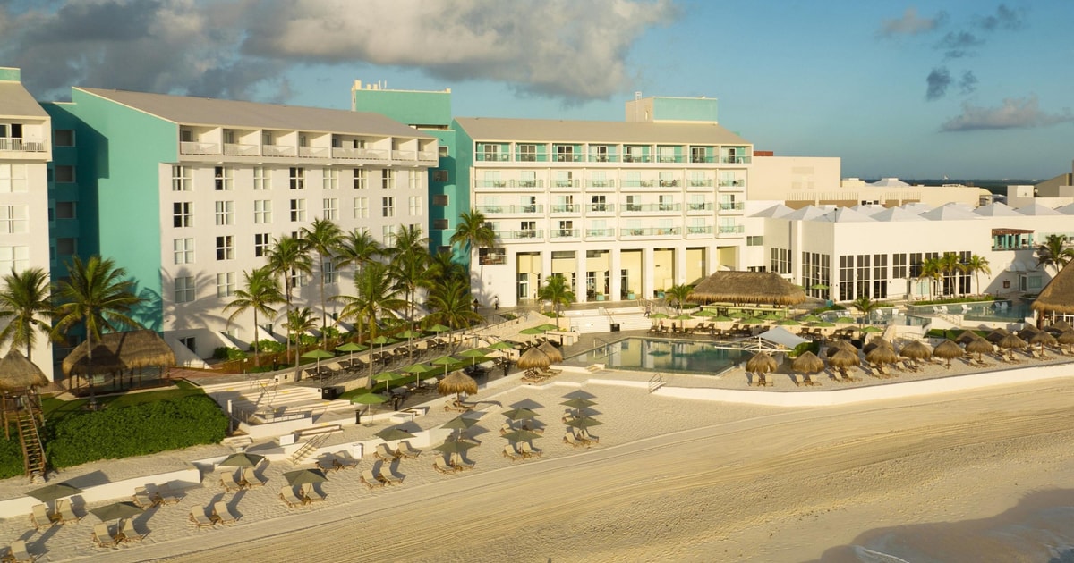 Private Shuttle The Westin Resort & Spa to CUN Airport | GetYourGuide