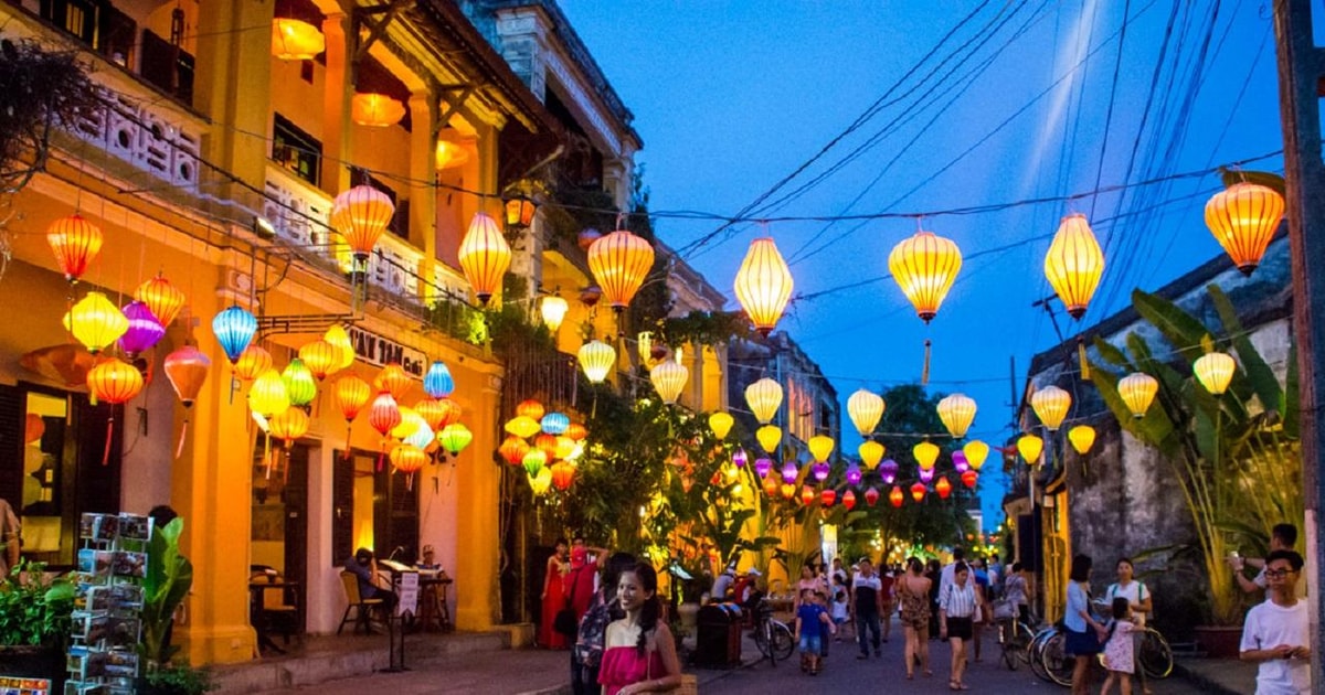 From Da Nang: Hoi An City Tour with Boat Ride and Lantern … | GetYourGuide