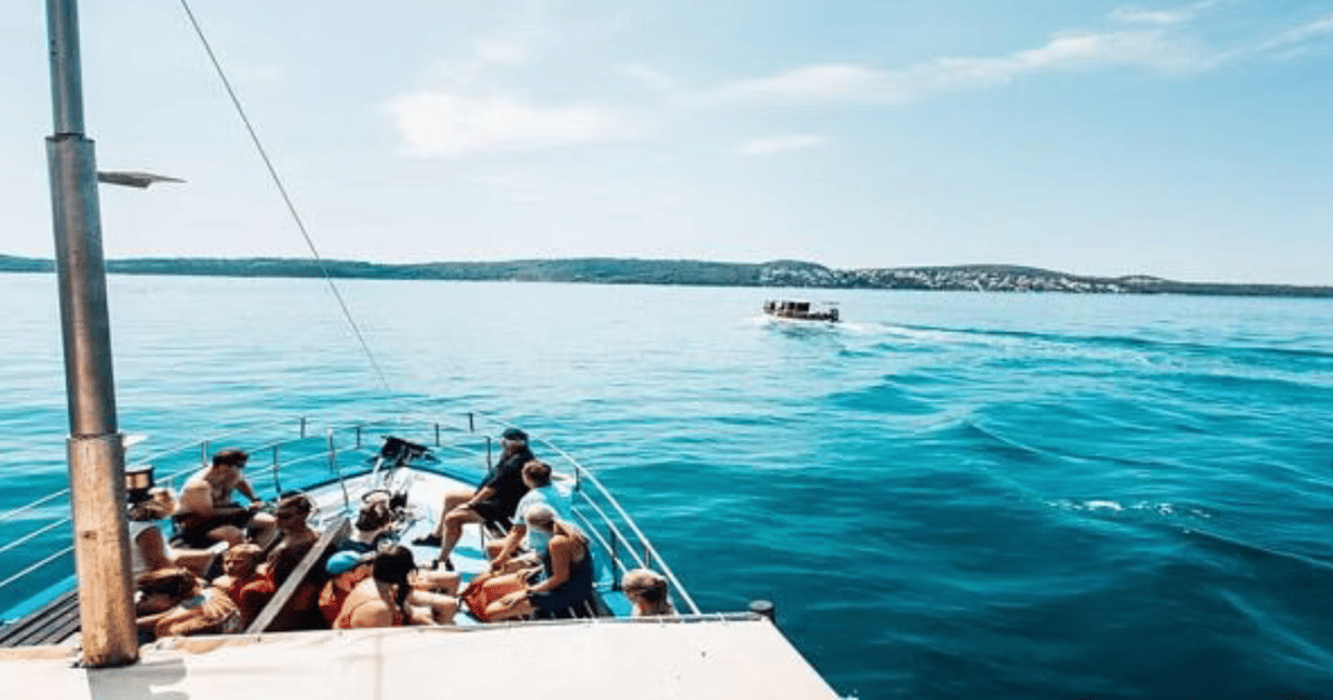 Tour en barco por la Laguna Azul y las Tres Islas desde Split con ...
