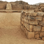 Von Lima aus: Pachacamac Inka-Pyramiden und die Larco Museumstour ...